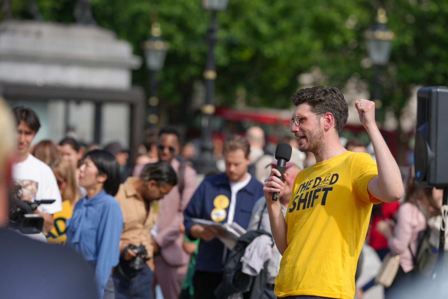 DadStrike Forces Govt Review of UK’s ‘Broken’ Paternity Leave System